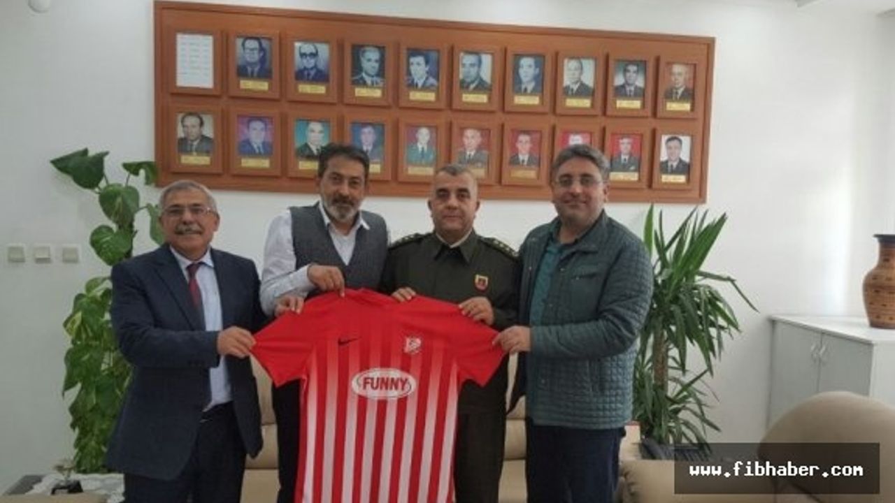 Muzaffer Leblebici 'den İl Jandarma Komutanı Ramazan Akça'ya ziyaret ...