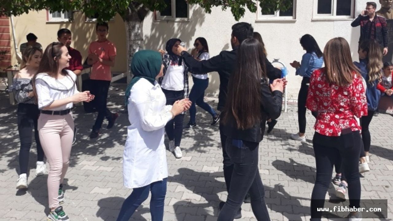 Özel Yunus Emre Eğitim Kurumlarında Bahar Şenliği - FİB HABER, Nevşehir ... Özel Yunus Emre Eğitim Kurumlarında Bahar Şenliği - FİB HABER, Nevşehir ...
