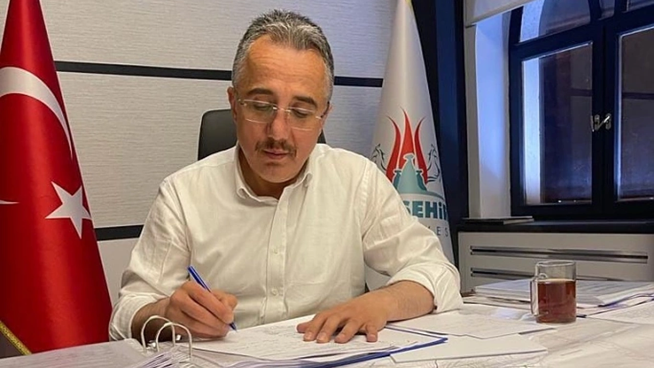 AK Parti'nin Nevşehir adayı; Başkan Dr. Mehmet Savran - FİB HABER ...